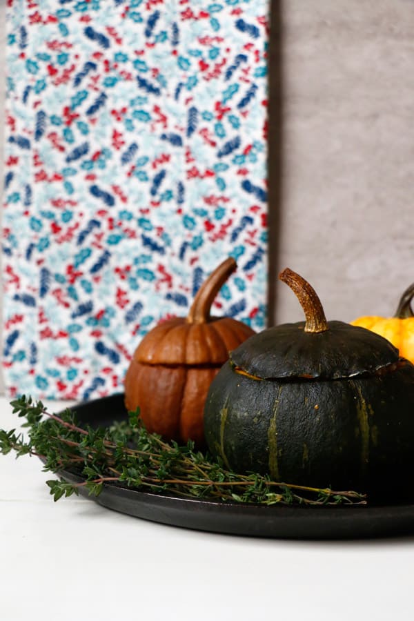 Quinoa Stuffed Squash with Walnuts and Pomegranate (gluten-free & vegan ...